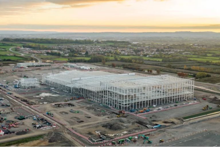 Agratas Accelerates 20 GWh Battery Plant Construction